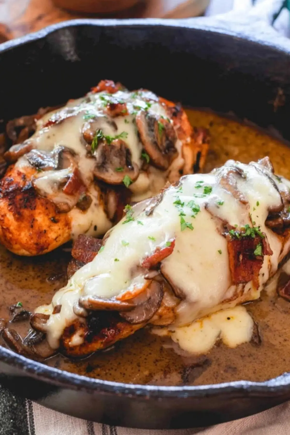Texas Roadhouse Smothered Chicken Recipe – Simple & Delicious - CookBakeShare