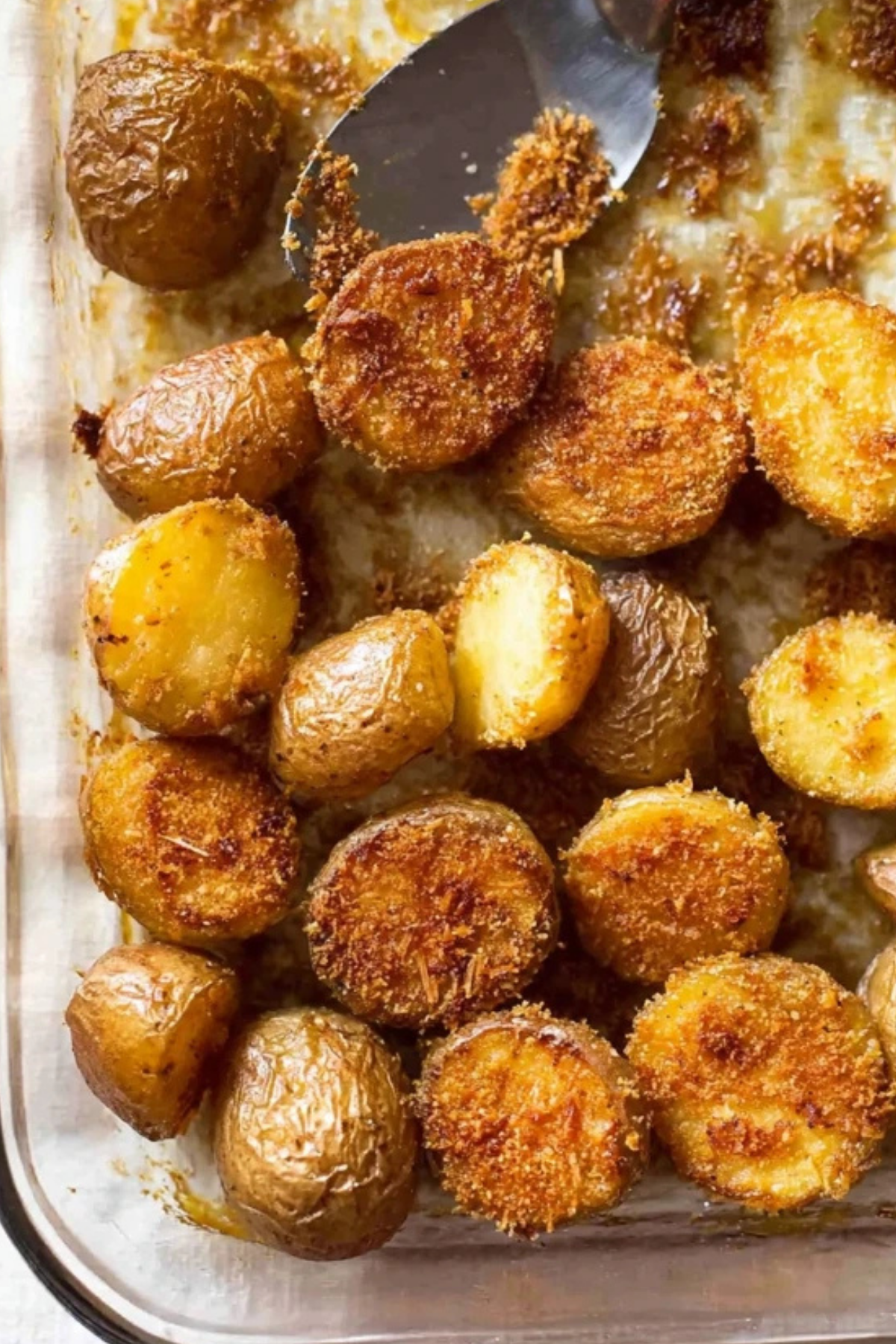 Crispy Roasted Parmesan Potatoes - Easy & Delicious - CookBakeShare